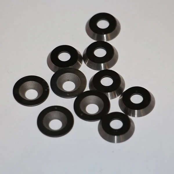 Round carbide insert cutter for woodturning tools